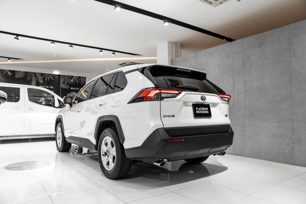 Japanese Car- Toyota Rav 4 - Platinum Motoring